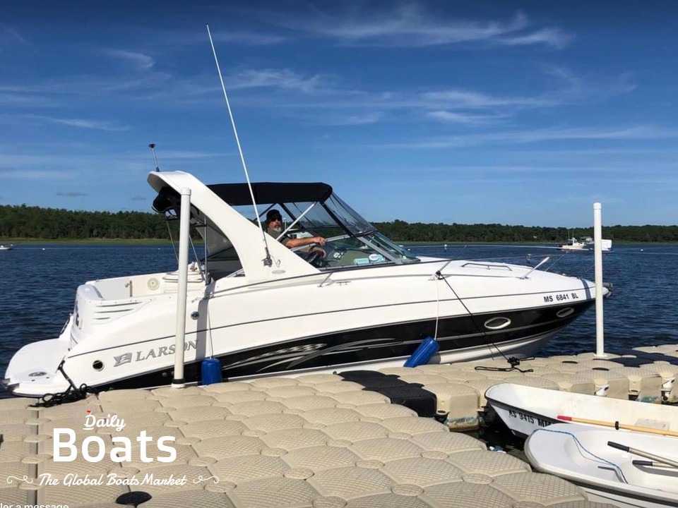 Larson Cabrio Mid Cabin For Sale View Price Photos And Buy