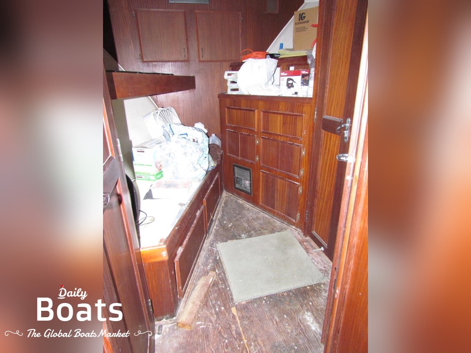 1982 Hatteras Lrc Long Range Cruiser For Sale View Price Photos And