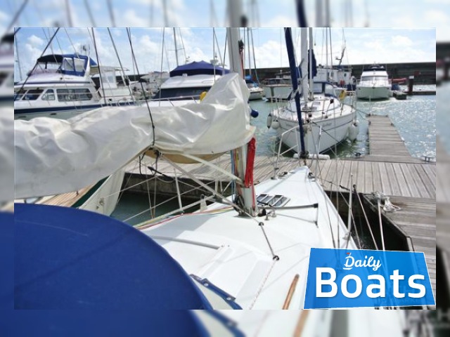 1992 Hunter Horizon 272 for sale. View price, photos and Buy 1992 ...