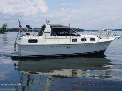 1987 Carver 28 Riviera for sale. View price, photos and Buy 1987 Carver ...