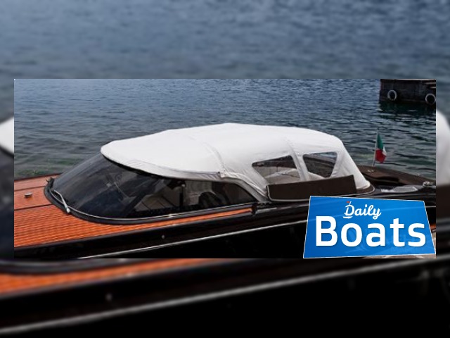 2013 Riva 27 Iseo til salg. Se pris, fotos og Købe 2013 Riva 27 Iseo ...