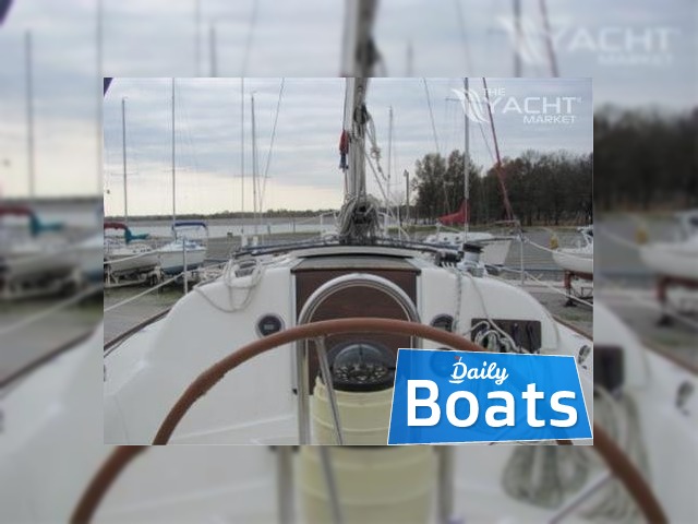 1986 Pearson 31 Mk 2 for sale. View price, photos and Buy 1986 Pearson ...