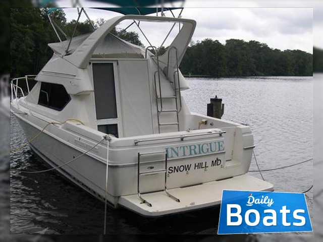 1997 Bayliner 2858 (Rare Mercruiser Diesel!) for sale. View price ...