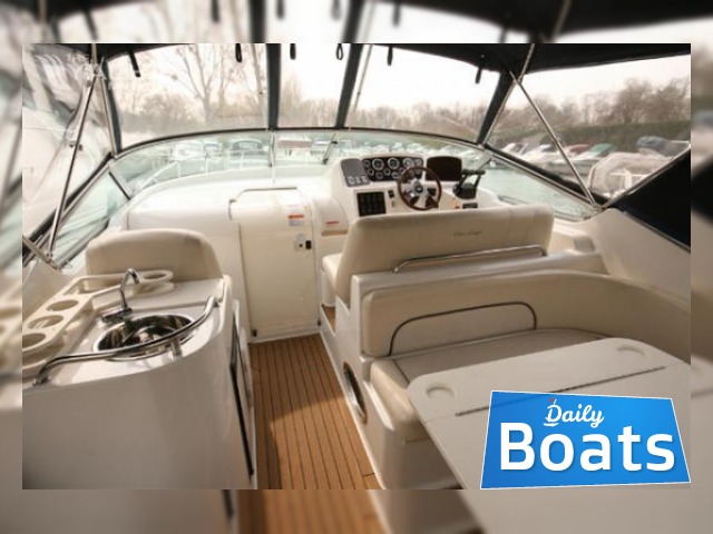 2001 Chris Craft 308 Express Cruiser for sale. View price, photos and ...