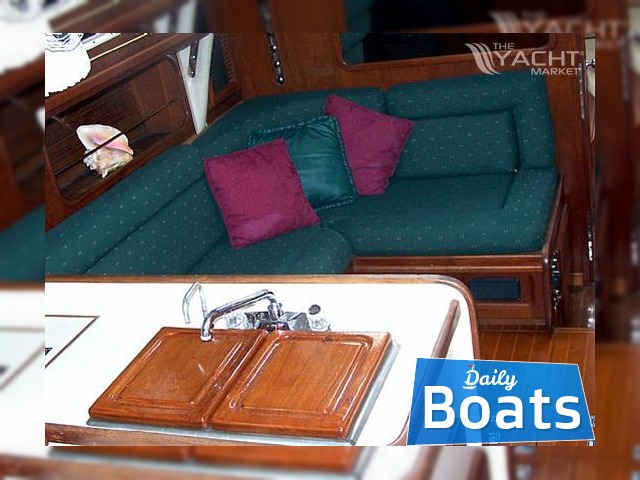 1985 Islander 38 C for sale. View price, photos and Buy 1985 Islander ...