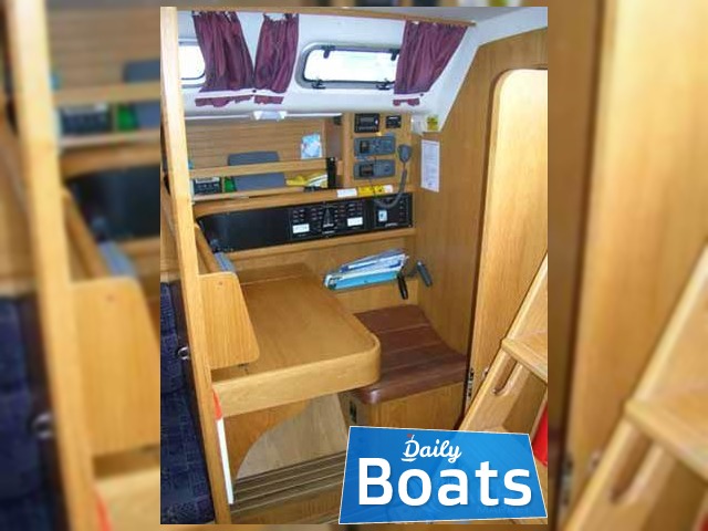 1999 Westerly Oceanquest 35 Aft Cabin for sale. View price, photos and ...