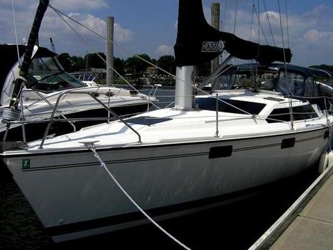 1993 Hunter Vision 36 for sale. View price, photos and Buy 1993 Hunter ...