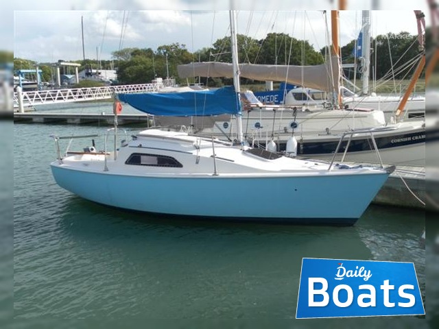 1981 Hunter Medina for sale. View price, photos and Buy 1981 Hunter ...