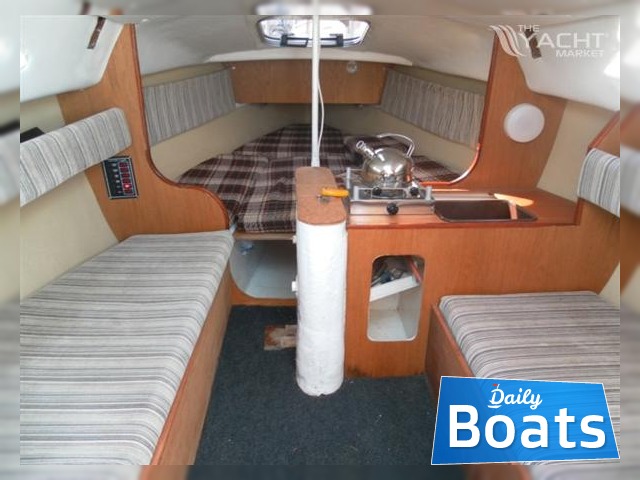 1981 Hunter Medina for sale. View price, photos and Buy 1981 Hunter ...