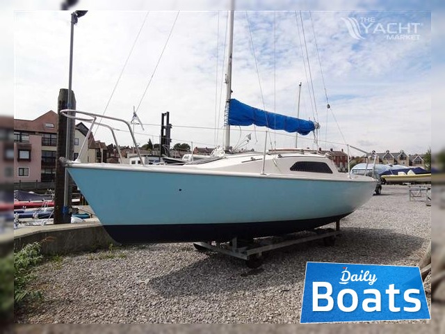 1981 Hunter Medina for sale. View price, photos and Buy 1981 Hunter ...