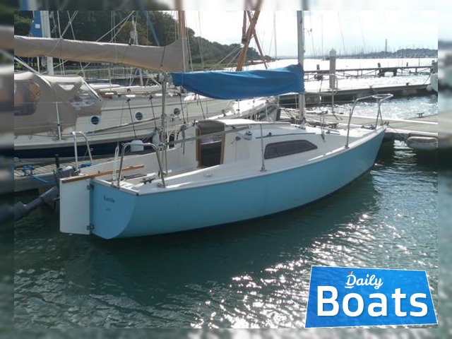 1981 Hunter Medina for sale. View price, photos and Buy 1981 Hunter ...