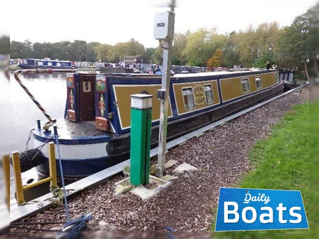 1973 Narrow Boat Colecraft Traditional Stern Hull With Fit Out By Rugby ...