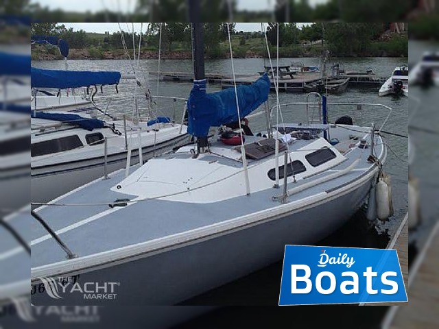 1984 Catalina Capri 25 Tall Rig for sale. View price, photos and Buy ...