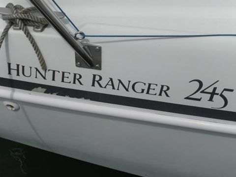 2004 Hunter Ranger 245 for sale. View price, photos and Buy 2004 Hunter ...