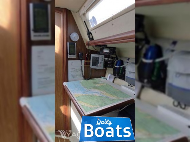 2005 Hunter Legend 27 for sale. View price, photos and Buy 2005 Hunter ...