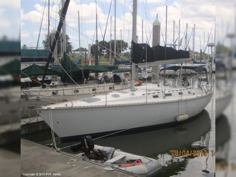 1987 Hunter 40 Legend for sale. View price, photos and Buy 1987 Hunter ...