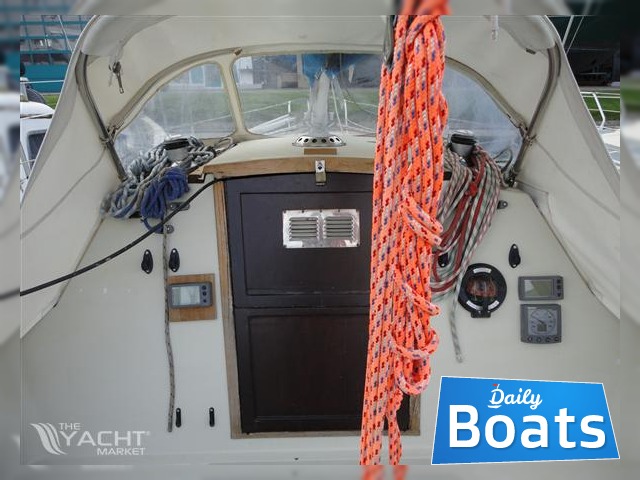 1981 Granada 27 for sale. View price, photos and Buy 1981 Granada 27 ...