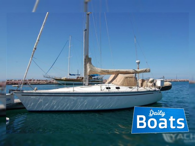 1988 Hunter Legend 37 for sale. View price, photos and Buy 1988 Hunter ...