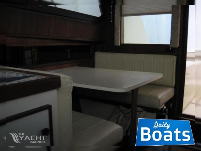 1984 Hatteras 32 Flybridge Fisherman for sale. View price, photos and ...