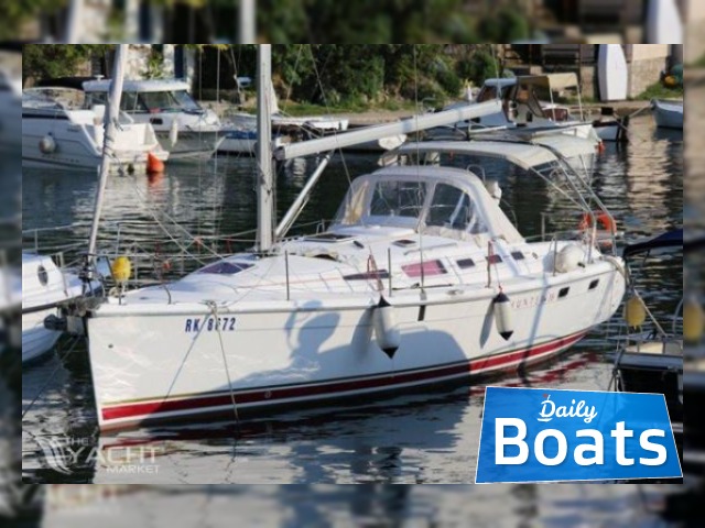 2004 Hunter Legend 38 for sale. View price, photos and Buy 2004 Hunter ...