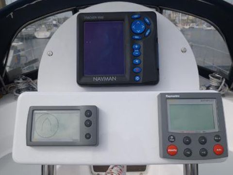 2002 Hunter Legend 356 for sale. View price, photos and Buy 2002 Hunter ...