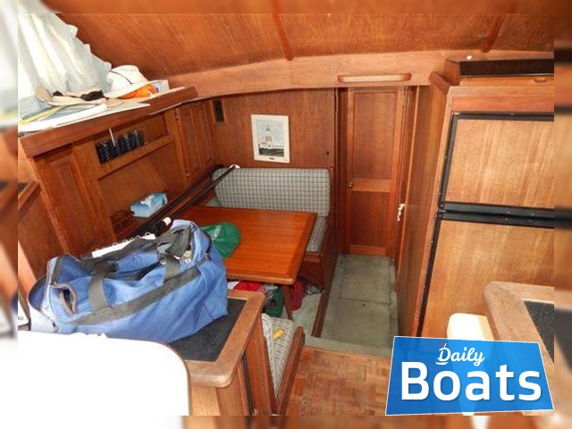 1985 Viking Yachts 35 Convertible for sale. View price, photos and Buy ...