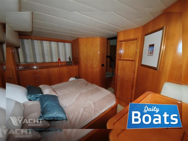 2005 Uniesse - Ferretti.Sea Ray 53 Fly287 Hours for sale. View price ...