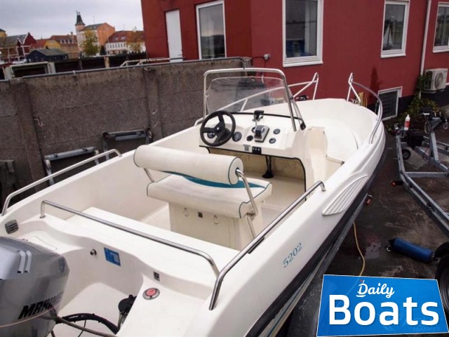 2001 Uttern 5202 Inklusiv Variant Landevejs Trailer for sale. View ...