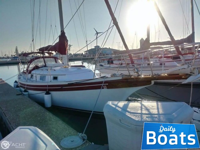 1983 Bayfield Yachts 32C for sale. View price, photos and Buy 1983 ...