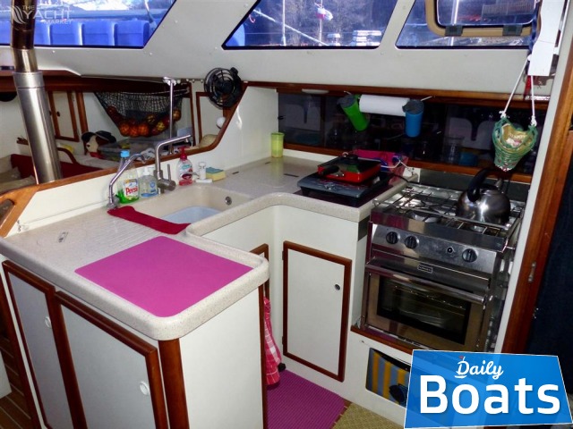 2001 Rm Yachts 1050 for sale. View price, photos and Buy 2001 Rm Yachts ...