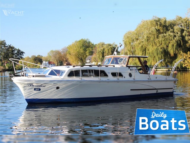 1970 RLM Bahama 31 for sale. View price, photos and Buy 1970 RLM Bahama ...