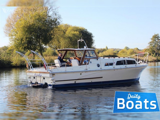 1970 RLM Bahama 31 for sale. View price, photos and Buy 1970 RLM Bahama ...