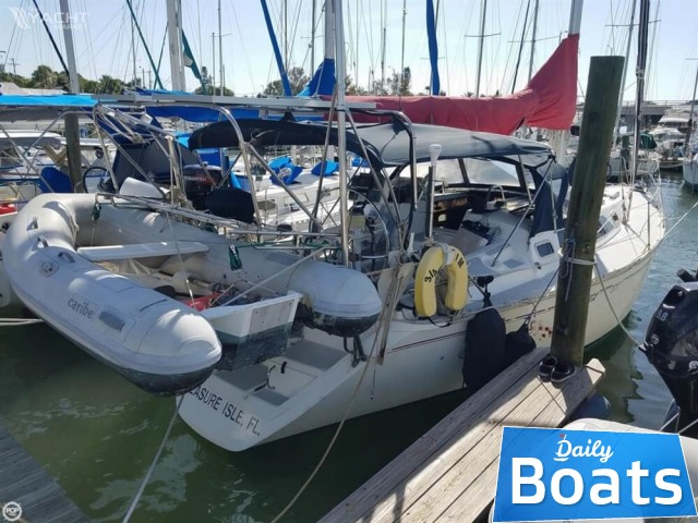 1995 Hunter 37.5 Legend for sale. View price, photos and Buy 1995 ...