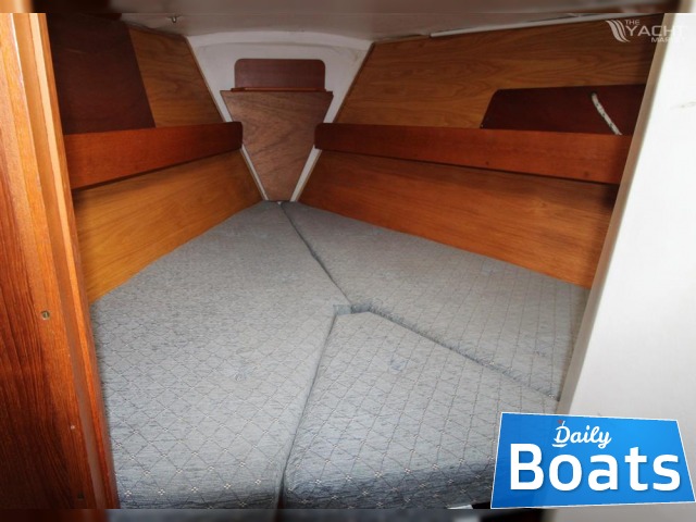 1988 Westerly Seahawk 34 - Bilge Keel for sale. View price, photos and ...