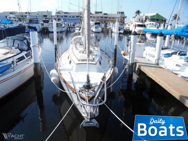 1978 Cheoy Lee 32 for sale. View price, photos and Buy 1978 Cheoy Lee ...