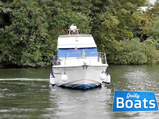 1984 Princess 33 Mkii Flybridge for sale. View price, photos and Buy ...