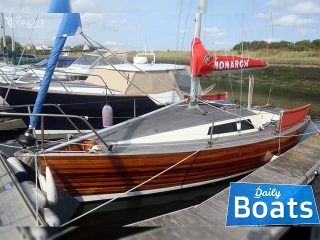 1985 Custom Monarch 23 for sale. View price, photos and Buy 1985 Custom ...