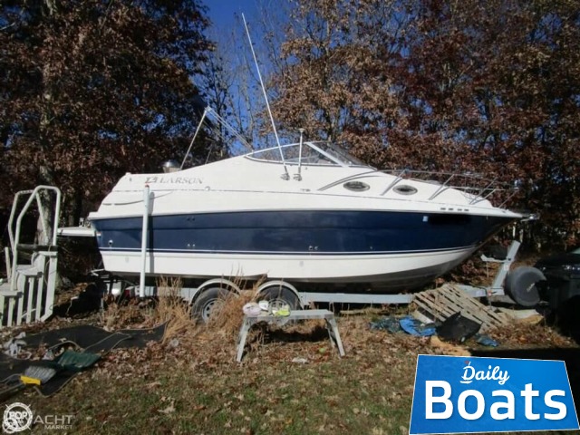 2005 Larson 240 Cabrio Mid Cabin Cruiser for sale. View price, photos ...