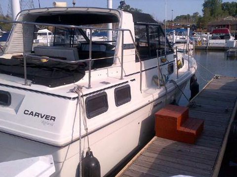 1987 Carver 28 Riviera for sale. View price, photos and Buy 1987 Carver ...