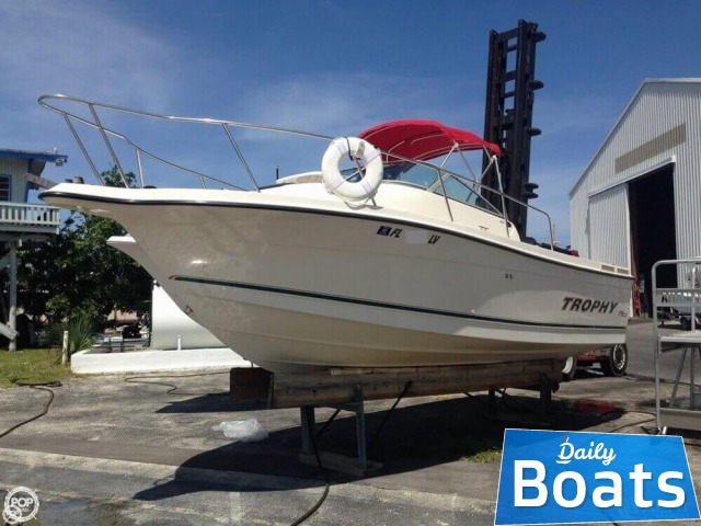 2002 Trophy Pro 2352 for sale. View price, photos and Buy 2002 Trophy ...