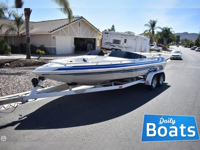 2000 Commander 2100 Lx for sale. View price, photos and Buy 2000 ...