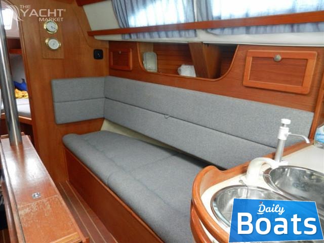 1993 Hunter Channel 32 for sale. View price, photos and Buy 1993 Hunter ...