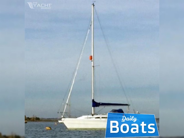 1993 Hunter Channel 32 for sale. View price, photos and Buy 1993 Hunter ...