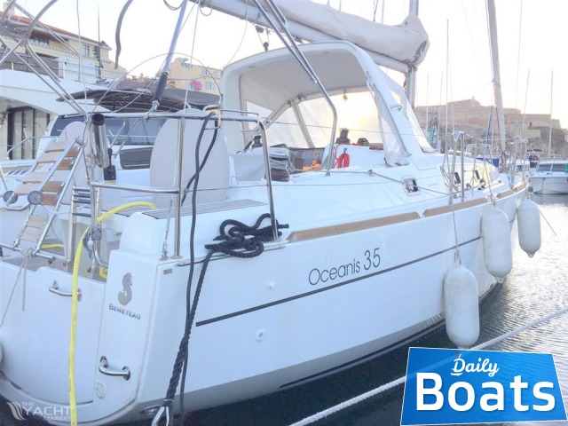 2015 Beneteau Oceanis 35 for sale. View price, photos and Buy 2015 ...