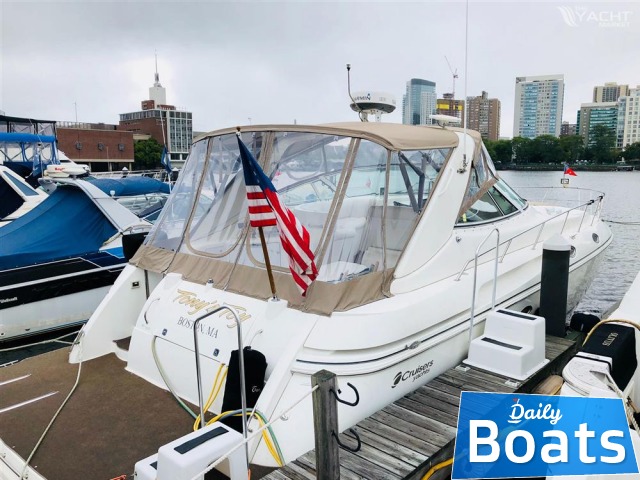 2002 Cruisers Yachts 3870 Express for sale. View price, photos and Buy ...