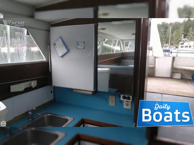 1968 Uniflite 31 for sale. View price, photos and Buy 1968 Uniflite 31 ...