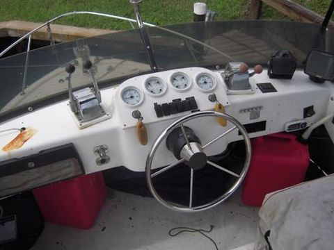 1974 Silverton 28 for sale. View price, photos and Buy 1974 Silverton ...