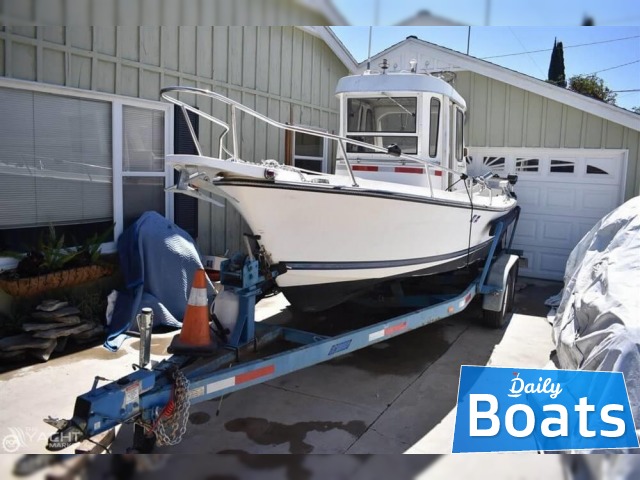 1992 Shamrock Pilothouse 196 for sale. View price, photos and Buy 1992 ...