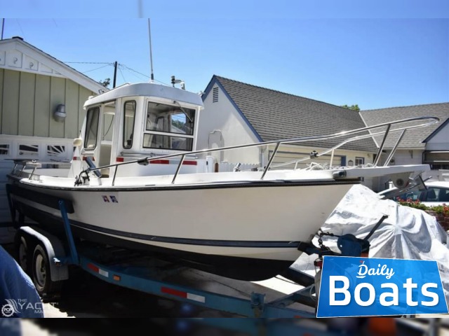 1992 Shamrock Pilothouse 196 for sale. View price, photos and Buy 1992 ...