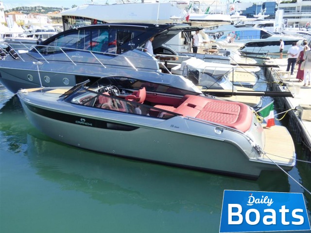 2018 Cranchi E26 Classic for sale. View price, photos and Buy 2018 ...